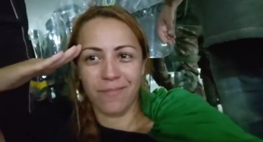 INFILTRADA: Ana Priscila Azevedo que prometeu “colapsar o sistema” é ...